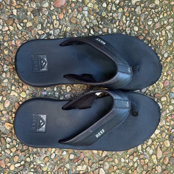 Reef | Shoes | Reef Black Sandals Classic Flipflops | Poshmark